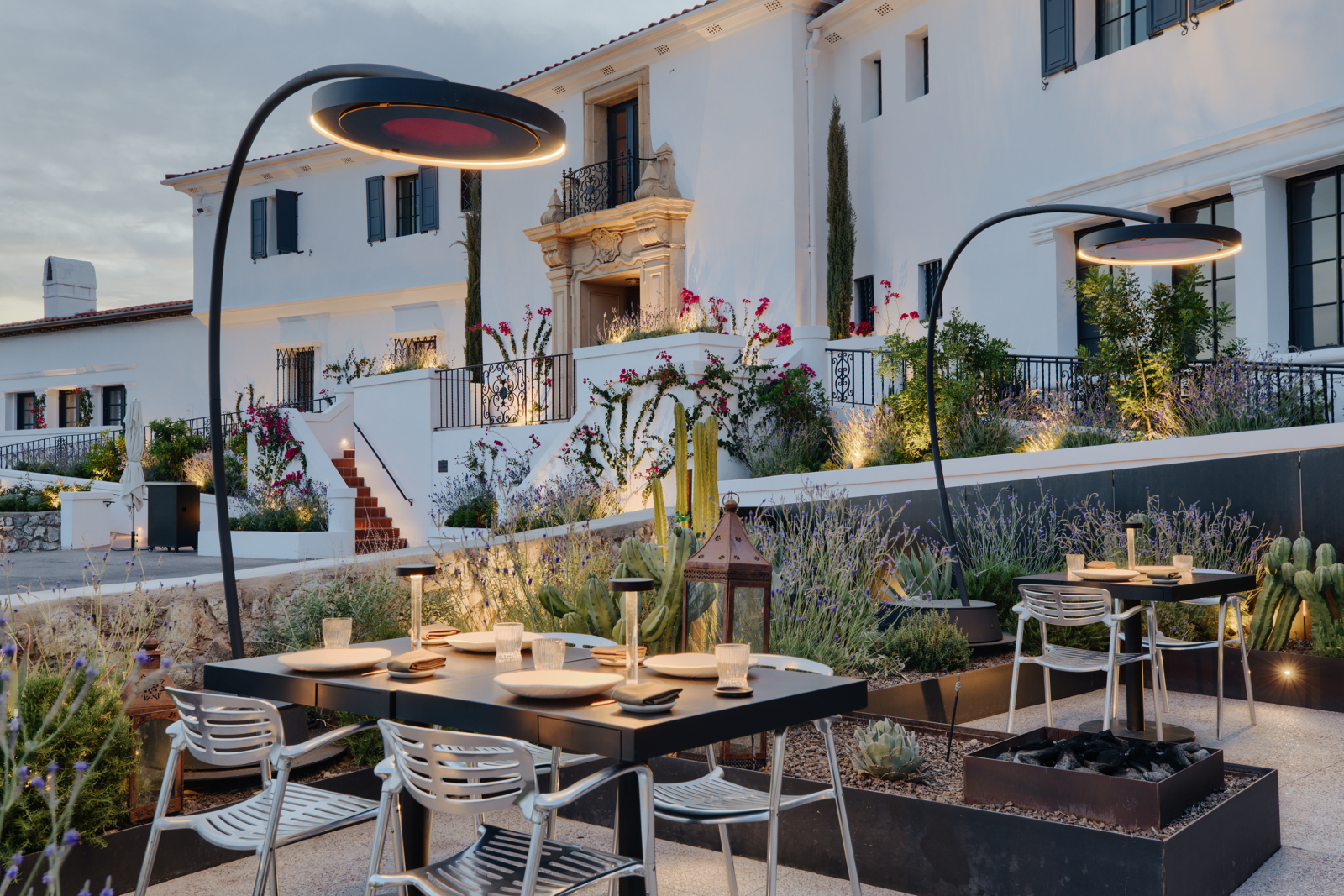 Official Bromic Heating - Luxury Commercial & Residential Outdoor Heaters