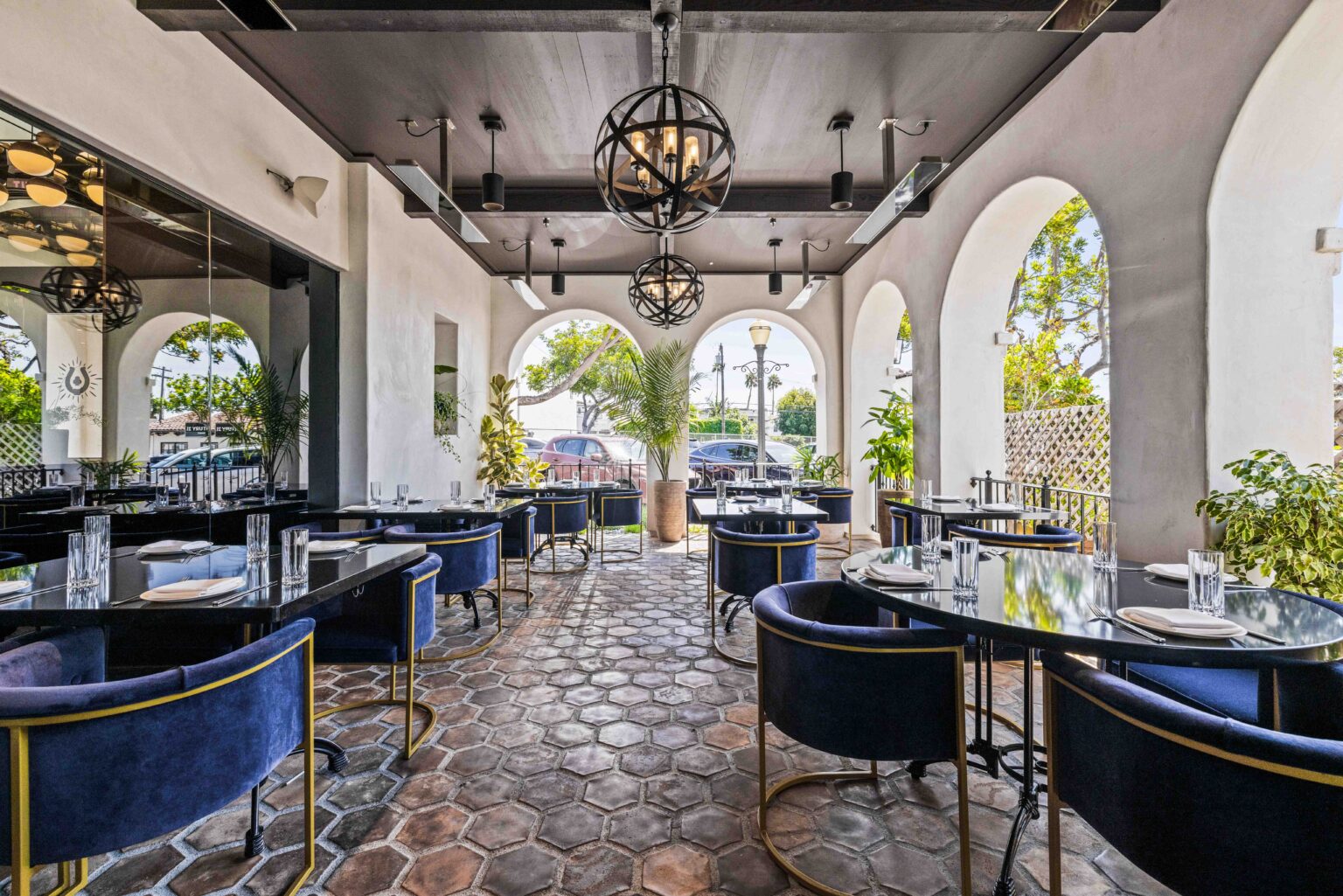 Platinum Smart-Heat™ Electric - Ultra-Slim, Flush-Mount Outdoor Heater ...