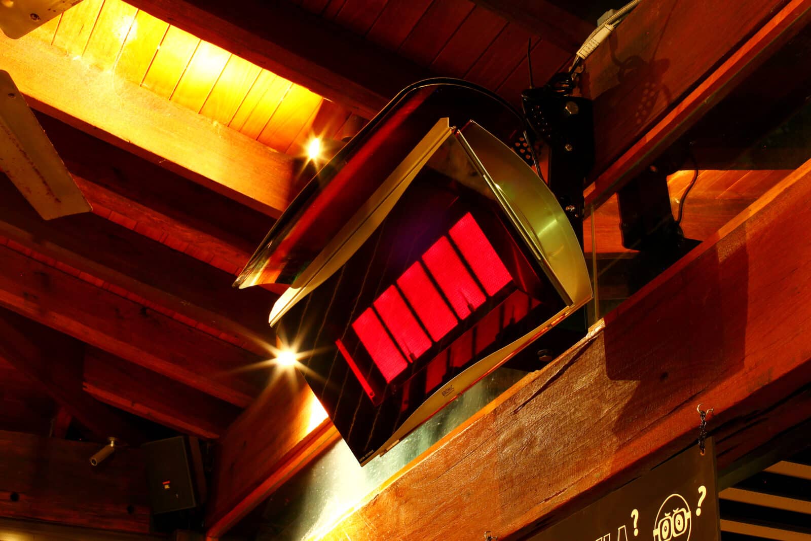 Official Bromic Heating - Gas Wall Mounting Bracket