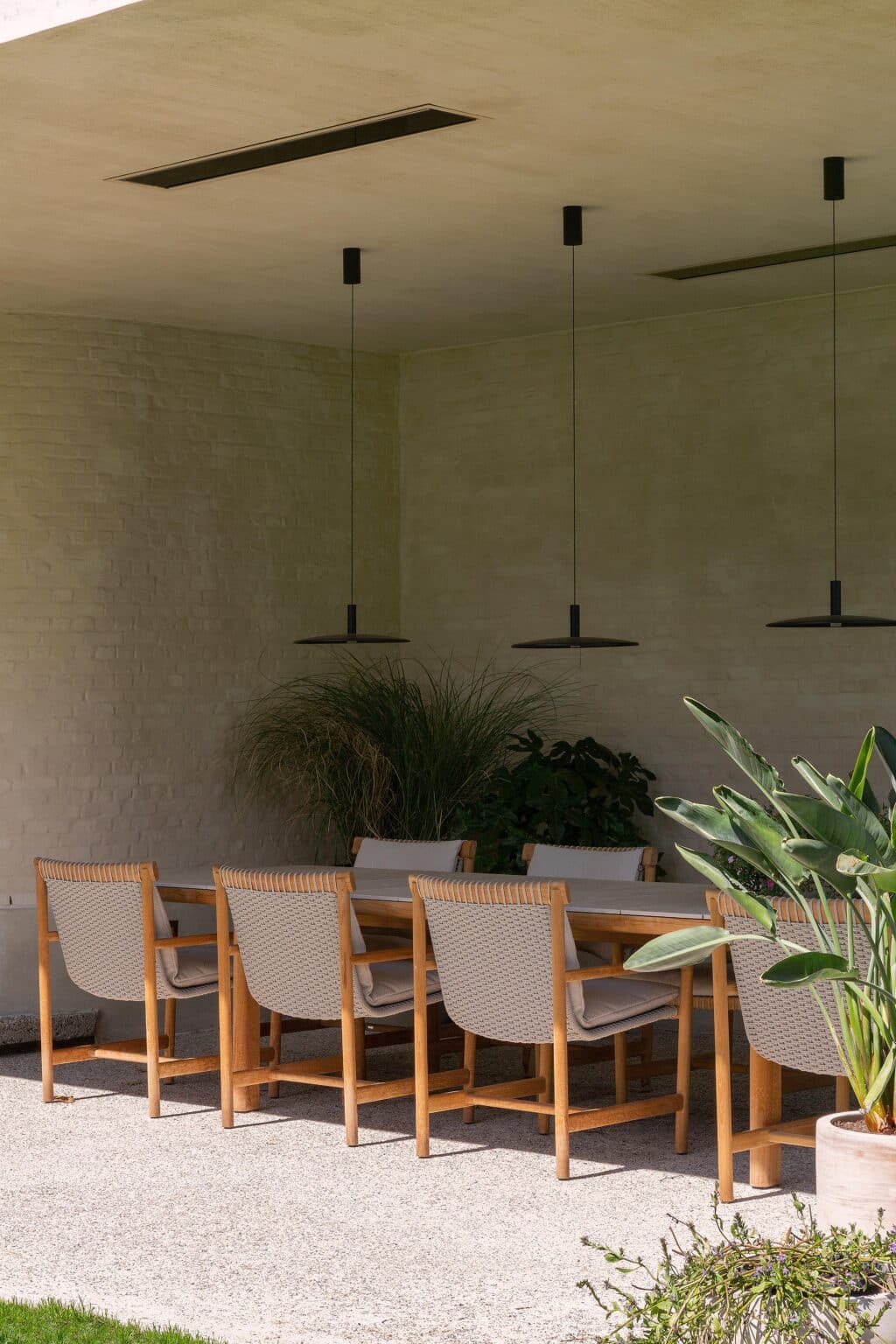 Ceiling-Mounted Outdoor Heaters: Everything You Need To Know | Bromic ...